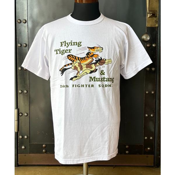 バズリクソンズ BUZZ RICKSON'S S/S T-SHIRT BR79511 WHITEボディーにはしっかりとしたコットン生地を使用。ネック部分が「バインダーネック仕様」になり、首周りの丈夫さがより増しました。サイズスペック[S]＝...