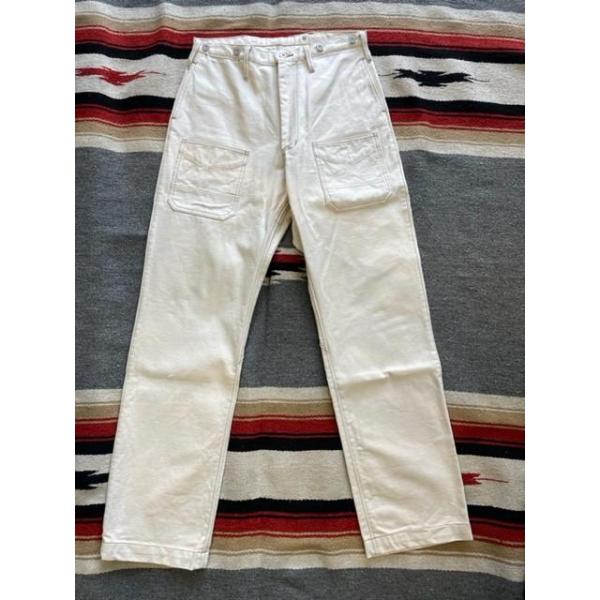 ウィルコックスアンドギブズ WILLCOX&amp;GIBBS ワークパンツ WORK PANTS NATURAL1920年代のキャンバストラウザーズをベースに現代的にアップデート。フロントに携帯等を収められる使いやすいポケットを配置しユニ...