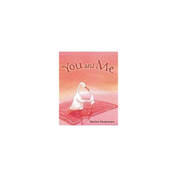 【お取り寄せ・キャンセル不可の商品】：2週間~4週間でお届け（お急ぎの方はご遠慮ください。）　／　【本の説明】32ページ　216*254mm　言語：English　363g　ISBN:9780399244711　／　【本の内容】A moth...