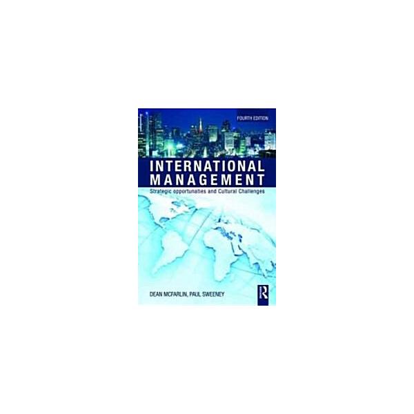【お取り寄せ・キャンセル不可の商品】：2週間~4週間でお届け（お急ぎの方はご遠慮ください。）　／　【本の説明】561ページ　211*274mm　言語：English　国：アメリカ　1320g　ISBN：9780415802994　／　【本の...