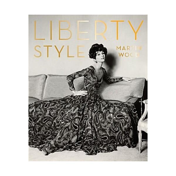 【お取り寄せ・キャンセル不可の商品】：2週間~4週間でお届け（お急ぎの方はご遠慮ください。）　／　【本の説明】215ページ　241*298mm　言語：English　国：イギリス　1433g　ISBN：9780711234741　／　【本の...