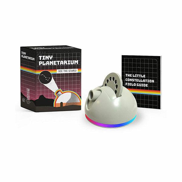 【お取り寄せ・キャンセル不可の商品】：2週間~4週間でお届け（お急ぎの方はご遠慮ください。）　／　【本の説明】48ページ　74*97mm　言語：English　国：アメリカ　113g　ISBN：9780762494859　／　【本の内容】V...