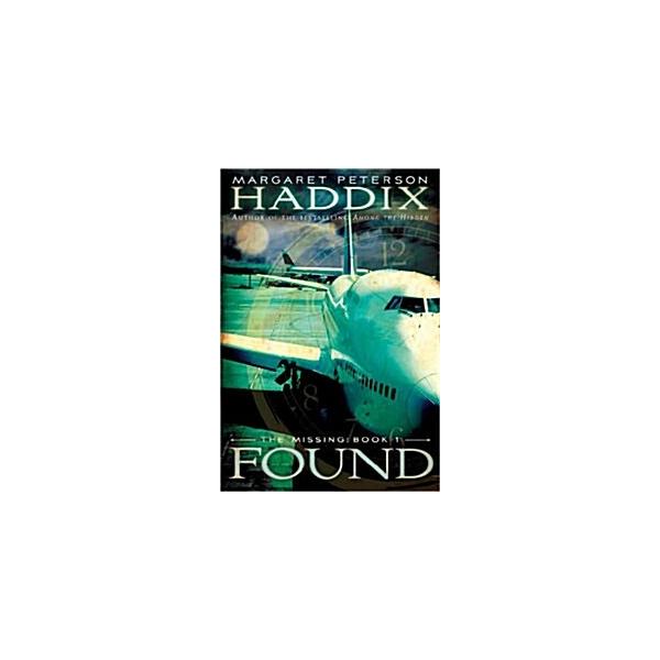 【お取り寄せ・キャンセル不可の商品】：2週間~4週間でお届け（お急ぎの方はご遠慮ください。）　／　【本の説明】320ページ　146*215mm　言語：English　国：アメリカ　395g　ISBN:9781416954170　対象年齢：8...