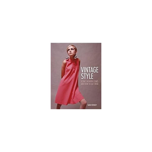 【お取り寄せ・キャンセル不可の商品】：2週間~4週間でお届け（お急ぎの方はご遠慮ください。）　／　【本の説明】192ページ　190*244mm　言語：English　国：イギリス　290g　ISBN：9781780973845　／　【本の内...