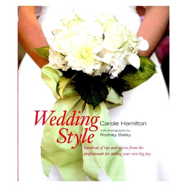 【お取り寄せ・キャンセル不可の商品】：2週間~4週間でお届け（お急ぎの方はご遠慮ください。）　／　【本の説明】160ページ　222*260mm　言語：English　国：イギリス　1021g　ISBN：9781845977627　／　【本の...