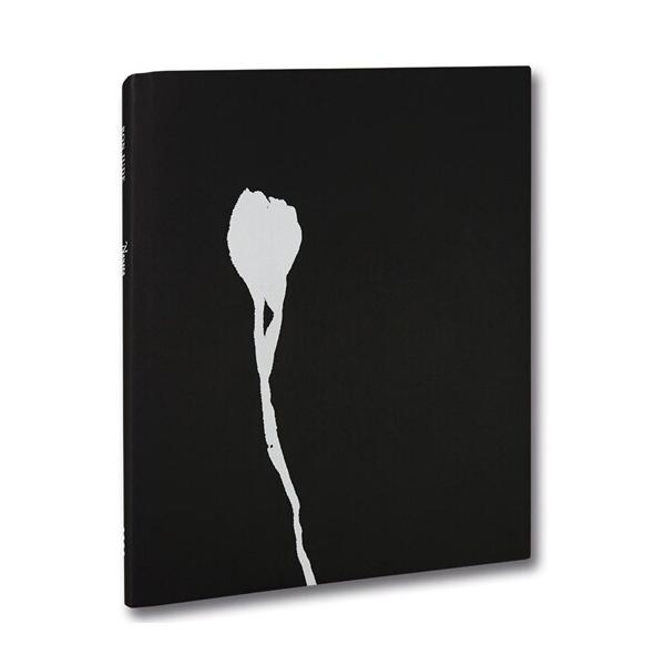 【お取り寄せ・キャンセル不可の商品】：2週間~4週間でお届け（お急ぎの方はご遠慮ください。）　／　【本の説明】128ページ　210*265mm　286g　ISBN：9781910164792　／　【本の内容】Nausea - taken f...