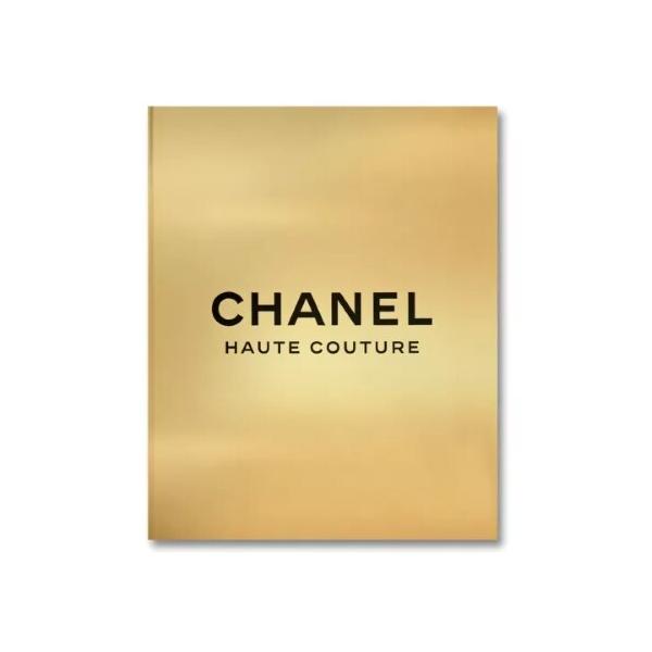 【お取り寄せ・キャンセル不可の商品】：2週間~4週間でお届け（お急ぎの方はご遠慮ください。）　／　【本の説明】言語：English　290g　ISBN：9781915743893　／　【本の内容】At the age of fifteen ...