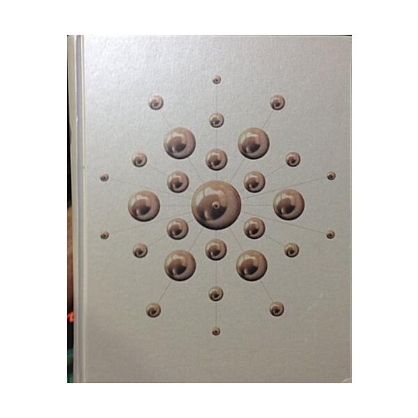 【お取り寄せ・キャンセル不可の商品】：2週間~4週間でお届け（お急ぎの方はご遠慮ください。）　／　【本の説明】210*297mm(A4)　言語：English　国：アメリカ　626g　ISBN：9781932200324　／　【本の内容】E...