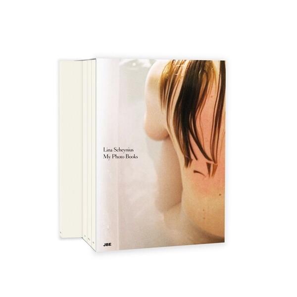 【お取り寄せ・キャンセル不可の商品】：2週間~4週間でお届け（お急ぎの方はご遠慮ください。）　／　【本の説明】806ページ　152*216mm　言語：English　1905g　ISBN：9782365680080　／　【本の内容】A mu...