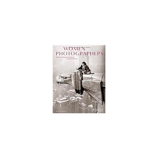 【お取り寄せ・キャンセル不可の商品】：2週間~4週間でお届け（お急ぎの方はご遠慮ください。）　／　【本の説明】239ページ　216*286mm　言語：English　国：ドイツ　1769g　ISBN：9783791348148　／　【本の内...