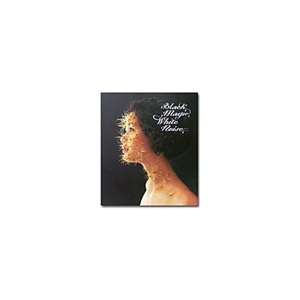 【お取り寄せ・キャンセル不可の商品】：2週間~4週間でお届け（お急ぎの方はご遠慮ください。）　／　【本の説明】157ページ　241*275mm　言語：English　国：ドイツ　848g　ISBN：9783899551877　／　【本の内容...