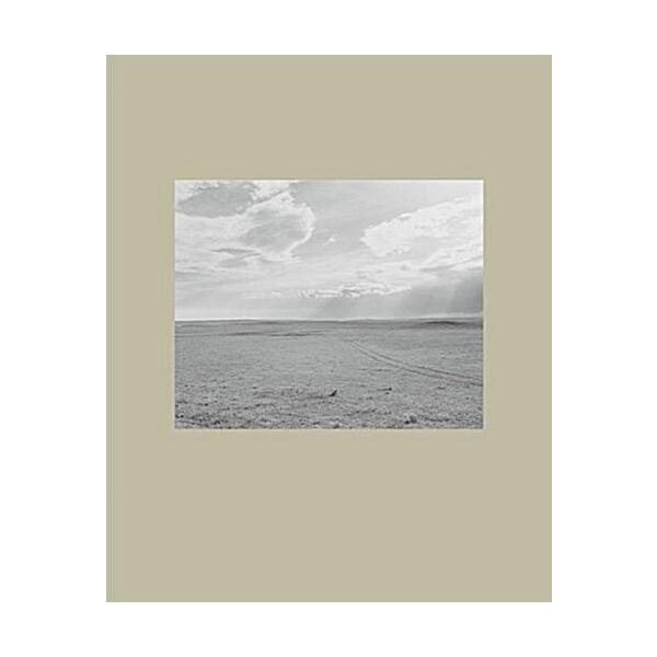 【お取り寄せ・キャンセル不可の商品】：2週間~4週間でお届け（お急ぎの方はご遠慮ください。）　／　【本の説明】104ページ　267*333mm　言語：English　国：ドイツ　1520g　ISBN：9783958291690　／　【本の内...