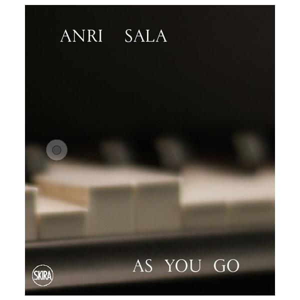 【お取り寄せ・キャンセル不可の商品】：2週間~4週間でお届け（お急ぎの方はご遠慮ください。）　／　【本の説明】256ページ　252*292mm　言語：English　国：イタリア　560g　ISBN：9788857241036　／　【本の内...