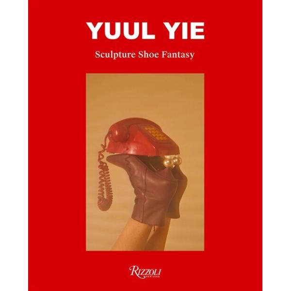 【お取り寄せ・キャンセル不可の商品】：2週間~4週間でお届け（お急ぎの方はご遠慮ください。）　／　【本の説明】224ページ　236*297mm　言語：English　国：イタリア　1429g　ISBN：9788891826961　／　【本の...