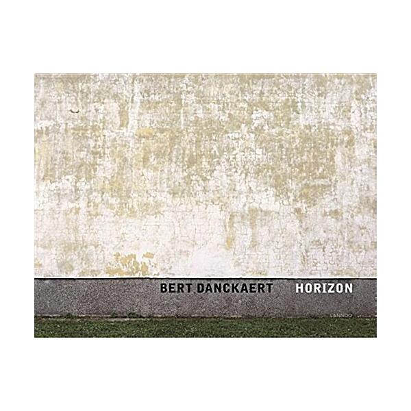 【お取り寄せ・キャンセル不可の商品】：2週間~4週間でお届け（お急ぎの方はご遠慮ください。）　／　【本の説明】164ページ　236*302mm　言語：English　国：ベルギー　1179g　ISBN：9789401437653　／　【本の...