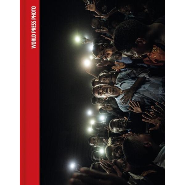 【お取り寄せ・キャンセル不可の商品】：2週間~4週間でお届け（お急ぎの方はご遠慮ください。）　／　【本の説明】240ページ　196*249mm　言語：English　国：ベルギー　907g　ISBN：9789401467049　／　【本の内...