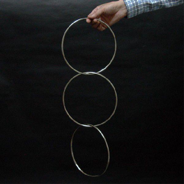 「リンキングリング（大）」と併用できるトリプルタイプ（３本つなぎ）のリングです。マジックリング、チャイナリング、チャイニーズリング、リンキングリング