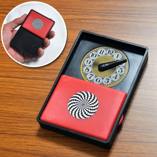 小箱の中の時計の時間を透視してしまう？！メンタルマジックの傑作。