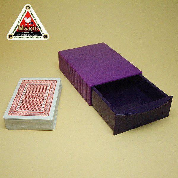 特製引き出しボックスと超能力マジック「インビジブルデック」のセットで、より一層効果的な演出に！