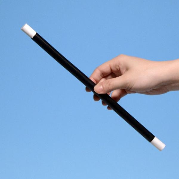 マジシャンが魔法のジェスチャーをする時に使う、魔法の杖（長さ270mm・直径12 mm）【基本具】
