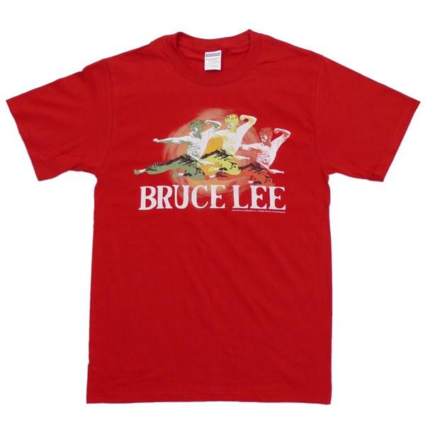 ブルースリーがけりを入れるポーズが三原色で描かれた人気Tシャツです。素材は深紅のコットン地、アメリカから直輸入のレアTシャツです。【ブルースリー（BLUCE LEE）主演の代表作】燃えよドラゴン、死亡遊戯、ドラゴンへの道、ドラゴン怒りの鉄拳...