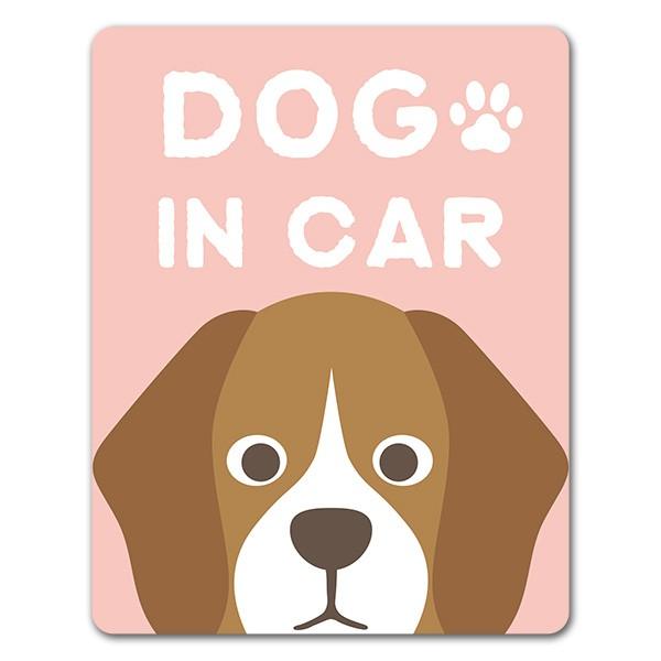 【車ステッカー】茶色いイヌ　おすまし顔【DOG IN CAR】ドッグインカー ペットインカー 車マグネットステッカー  かわいいワンちゃんと一緒におでかけ！ちょっとおすまし顔で覗き込んでいるようなやさしいパステルカラーのイラストがかわいい！...