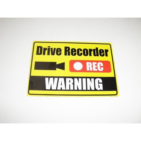 ドライブレコーダー録画中 英語バージョン のマグネットシートです。マグネットタイプなので簡単に設置、取り外し可能です。車体に貼り付けて、後続車の危険運転や煽り運転への抑止効果につながります。また、ダミーとしても使用頂けます。運転中のみならず...