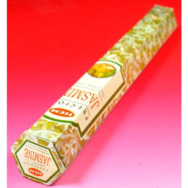 * こちらの商品、大量購入ご希望の場合は、即日入荷出来る可能性がございます。大量購入を希望される場合はお問い合わせ下さいインド製スティック型線香です。ジャスミンの香りです。HEM社製の確かな一品。* 香りのタイプ / ジャスミン* 形態 /...