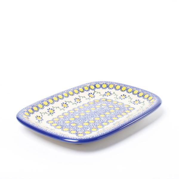 ポーリッシュポタリー Ceramika Artystyczna VENA ヴェナ社製 長方形盛皿・小製造元での呼び名は「Rectangular platter」（長方形の大皿）。スクエアが格好いいお皿です。 サイズ：約24cm×17cm高さ...
