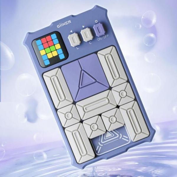 商品名  ギーカー (GiiKER) スーパースライド ポータブル スライドパズルゲーム 知育 脳トレカラー  パープル商品説明  ●　スーパースライドはインタラクティブなポータブルスライドパズルゲームです。LEDスクリーンの表示通りにブロ...