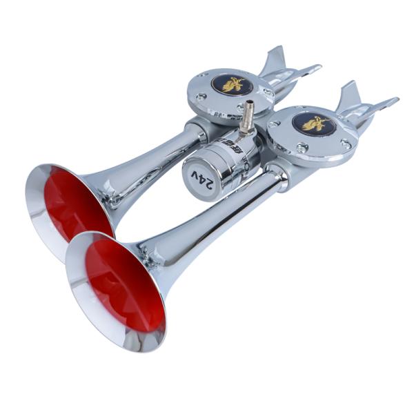 クロームメッキの2連ラッパのヤンキーホーン。24V車用。低電流仕様。通常のヤンキーホーンよりフラットモデルで狭い場所でも取付け可能。＜製品仕様＞定　格：DC24V/約2A音　量：115-125dbカラー：クロームメッキサイズ：(約)長さ34...