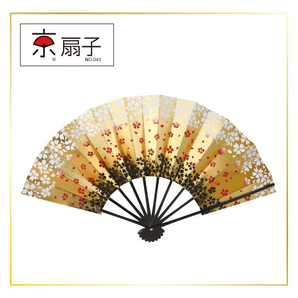 舞踊に最適な扇子です。民謡や日本舞踊などの舞台用、稽古用にお使いいただけます。舞台映え間違いなし。個人ではもちろん、グループや団体での踊りにもご活用いただけます。国産　サイズ・・・長さ約29cm　開時幅・・・約50cm材質・・・舞扇子専用和...