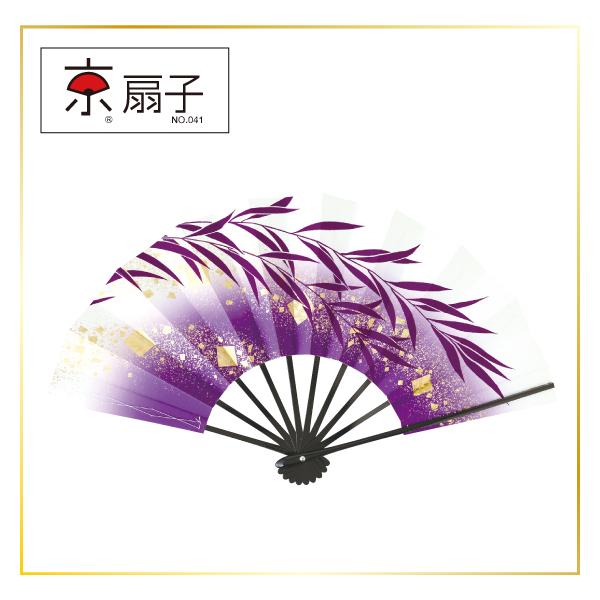舞踊に最適な扇子です。民謡や日本舞踊などの舞台用、稽古用にお使いいただけます。舞台映え間違いなし。個人ではもちろん、グループや団体での踊りにもご活用いただけます。国産　サイズ・・・長さ約29cm　開時幅・・・約50cm材質・・・舞扇子専用和...