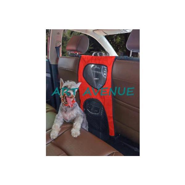 ●品名：車用ペットバリア●素材：600Dオックスフォード●カラー：全1色●サイズ：69*46cm前を覗ける大型のメッシュ窓を搭載しているので愛犬も安心してドライブ また、エアコンの効きを妨げる事も軽減できます。ペットだけでなく、お子様が前に...