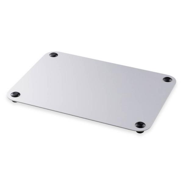 ｛商品仕様｝材質：[本体]アルミニウム合金（アルマイト加工）、[脚部]ポリプロピレンサイズ（約）：165×230×13mm重量（約）：209g製造国：日本｛商品詳細説明｝スマホの方は「商品説明をもっと見る」をご覧下さい。PCの方はページ下部...