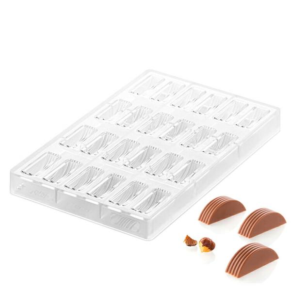 ｛商品仕様｝材質：トライタン（プラスチック）サイズ内寸（約）：47.8×15×高13mmサイズ外寸（約）：275×175×高25mm容量（約）：24×8ml、合計192ml製造国：イタリア｛商品詳細説明｝スマホの方は「商品説明をもっと見る」...