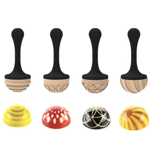 ｛ご購入前のご注意｝主に単品で使用するのではなく、セミスフィア型と併用します。｛商品仕様｝材質：シリコンゴムサイズ内寸（約）：直径31×高16.5mmサイズ外寸（約）：275×175mm容量（約）：4×ml、合計0ml耐熱温度（約）：-40...