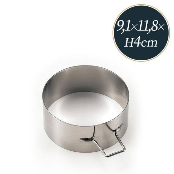 ムースやタルトなどにおすすめのセルクル型枠ふわっふわの分厚いホットケーキが焼ける深型リング。目玉焼にも使えます。取っ手含むサイズ外寸（約）：91×118×40mm材質：ステンレス重量：約61g製造国：日本関連キーワードケーキランド cake...