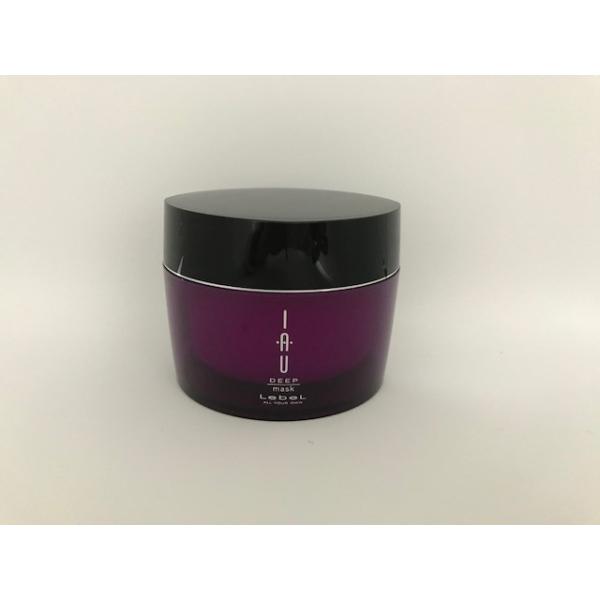 ◎髪の形状がいびつなクセ毛は摩擦のストレスを受けやすく、 内側と外側でコルテックスの性質が異なるため、水分を吸収しやすい外側は薬剤のストレスを受けやすくなっています。◎また、自宅ではクセを抑えるための過度な「ブロー」や「アイロン」によって熱...