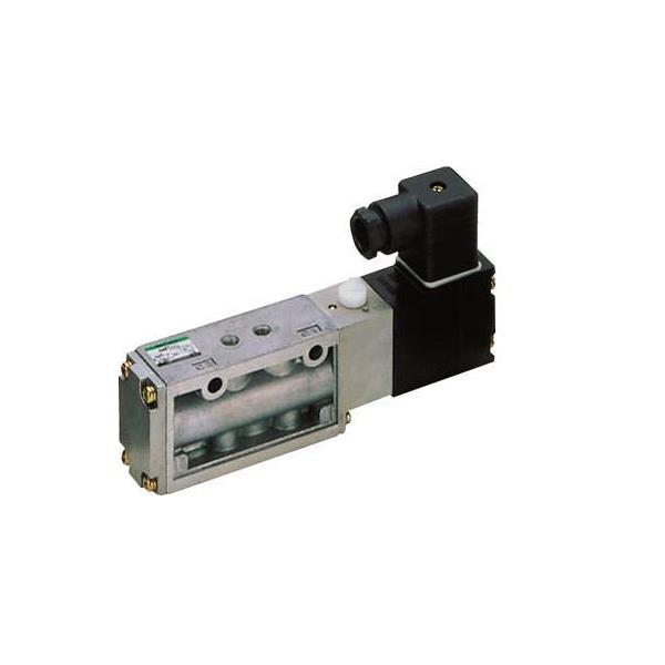 特長シングルソレノイドタイプの５ポート弁です。ダイレクト配管です。幅広い分野に対応します。ソフトスプール方式を採用し、長期利用可能、低頻度使用可能、雑エアに強いタイプです。呼吸穴・PEポートの集中排気を採用しているため、粉塵環境でのごみづま...