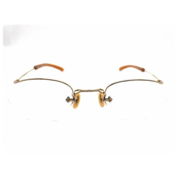 【発売日：2025年03月02日】メガネブランド 【アメリカンオプティカル AmericanOptical】 について1833年にアメリカで生まれたAOは、“世界最古の眼鏡ブランド”と呼ばれる老舗。縁なしフレームやケーブルテンプルなど、今や...
