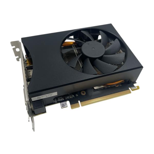 商品ランク：C（歪みや汚れがあり）動作確認：動作確認済です。出品直前までPCに搭載されており問題なく動作しておりました。電源部分が故障した為、グラフィックボードのみで販売しております。外装状態：本体に歪み、汚れがあります。付属品：付属品はあ...