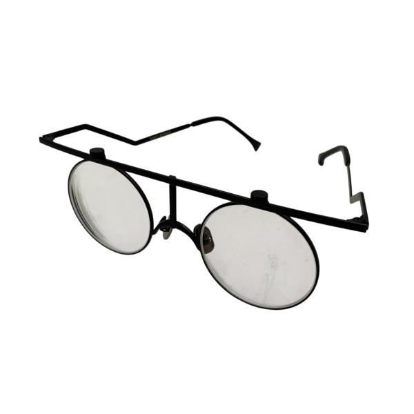 商品ランク：C（全体的に小傷があり、レンズに擦れがあります）動作確認：テンプル開閉スムーズ ヒンジ緩みなし フレーム歪みなし レンズ割れなしです。外装状態：全体的に使用感があり、レンズに擦れがあります。付属品：なし備考：サイズは48□21-...