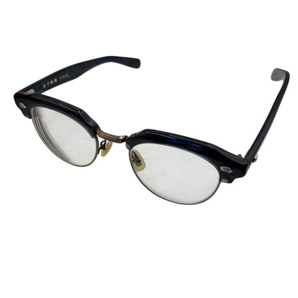 商品ランク：C（使用感あり）動作確認：丁番開閉確認済み フレーム歪みあり外装状態：全体的に使用感があります。レンズにキズがあります。フレームにスレや小キズがあります。フレーム歪みがあります。付属品：なし備考：度入りレンズが装着されています。...