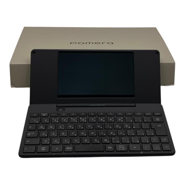 商品ランク：C（傷や汚れが多くある）動作確認：電源ON/OFF、液晶表示、キーボード入力、充電、USBポート認識、SDカード認識、折りたたみ動作を確認済みです。外装状態：目立つ傷や汚れ、使用感はほとんどありません。付属品：元箱備考：型番ラベ...