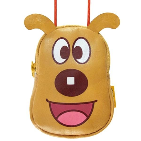 【素材】合成皮革【サイズ】10×9×2.5cm（ストラップ90cm）みんな大好き♪大人気のアンパンマンキャラクターのミニポシェットです。小さなお子様はポシェットとして大好きなキャラクターと一緒にお出掛け♪首からぶら下げて使えるので、ネックポ...