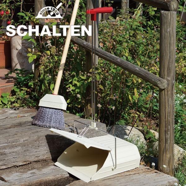 質の高いデザインと使用用途が考えられており、優れた機能性を兼ね備えたSCHALTEN （シャルテン）シリーズ。日々のお掃除を楽しい気持ちに切り替えてほしい。そんな思いから生まれたクリーニングツールです。掃除場所に合わせて、ツールを変えながら...