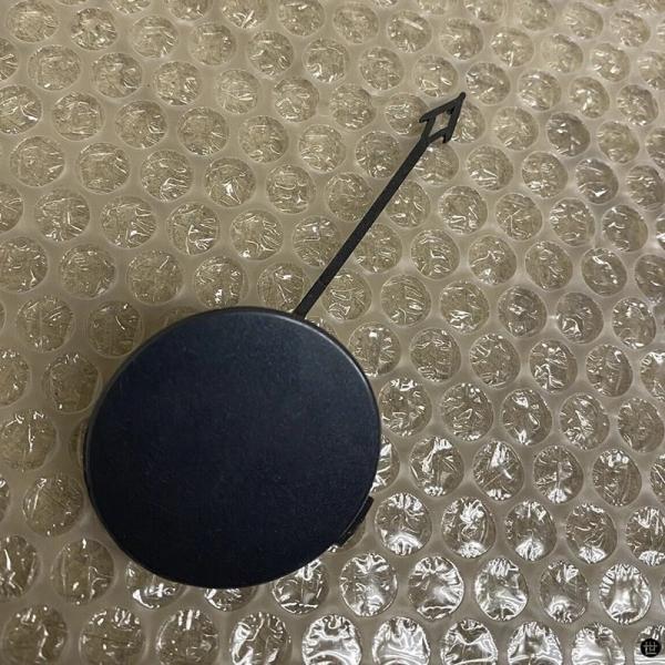 製品説明:部品番号: 8T0807241GRU 8T0807241GRU 8T0 807 241パッケージ内容:1X 牽引フックアイカバーキャップ説明:高品位な設計により長寿命を実現特定の車両に合わせて慎重に形成されています正確なOE規格に...