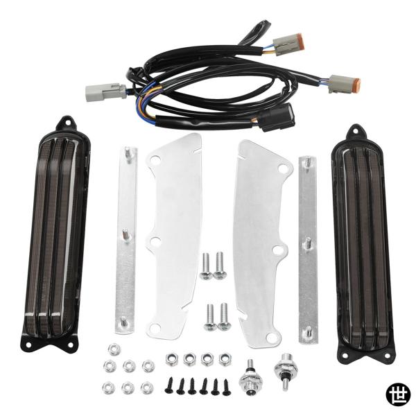 優れた品質と耐久性車両への取り付け位置：リアLEDレンズカラー：レッドスモークライトカラー：レッド一体型LEDライトランニングライト、ブレーキストップライト、リアテールライト、ウィンカーとして使用できます適合14年式以降のツーリングモデル(...