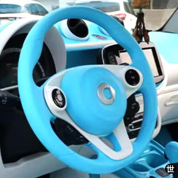 SMART NEW FORTWO FORFOUR 2015 2016 2017 用 手縫いライトブルーレザー製ステアリングホイールカバー 編み込み滑り止めカーアクセサリー